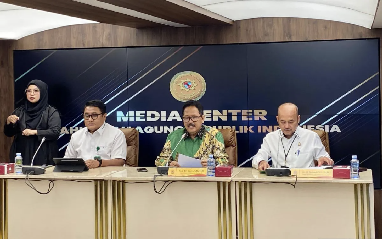 MA Hormati Proses Hukum Kejagung Terkait Hakim dalam Dugaan Suap Ekspor CPO - Aktual.com